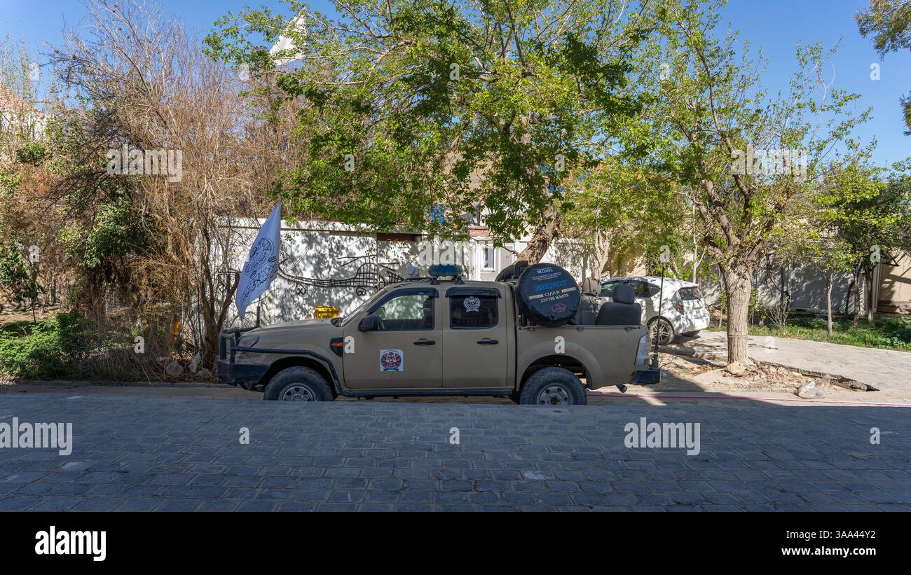 Afghan national security forces local hi-res stock photography and ...