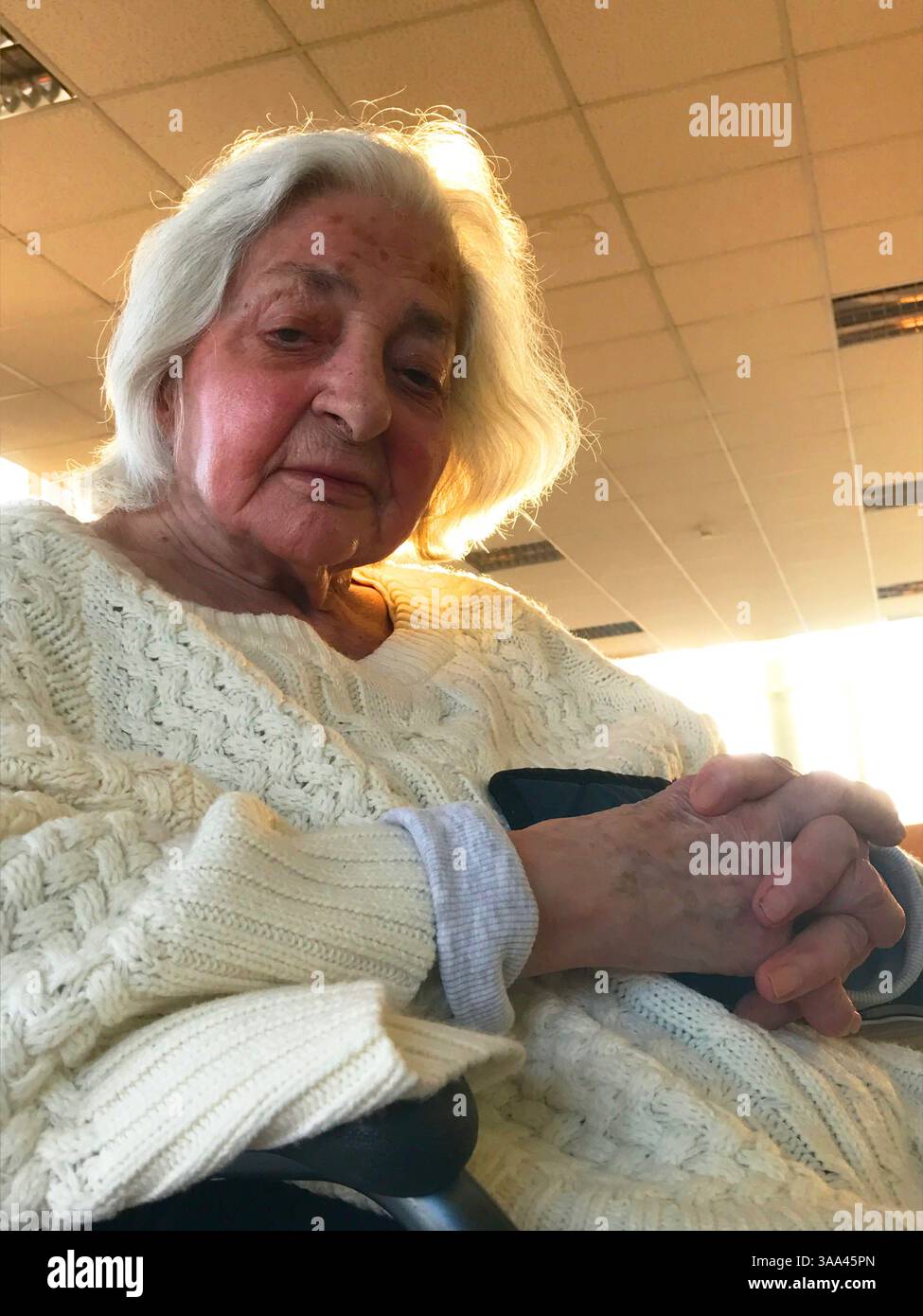 Old lady granny hi-res stock photography and images - Alamy