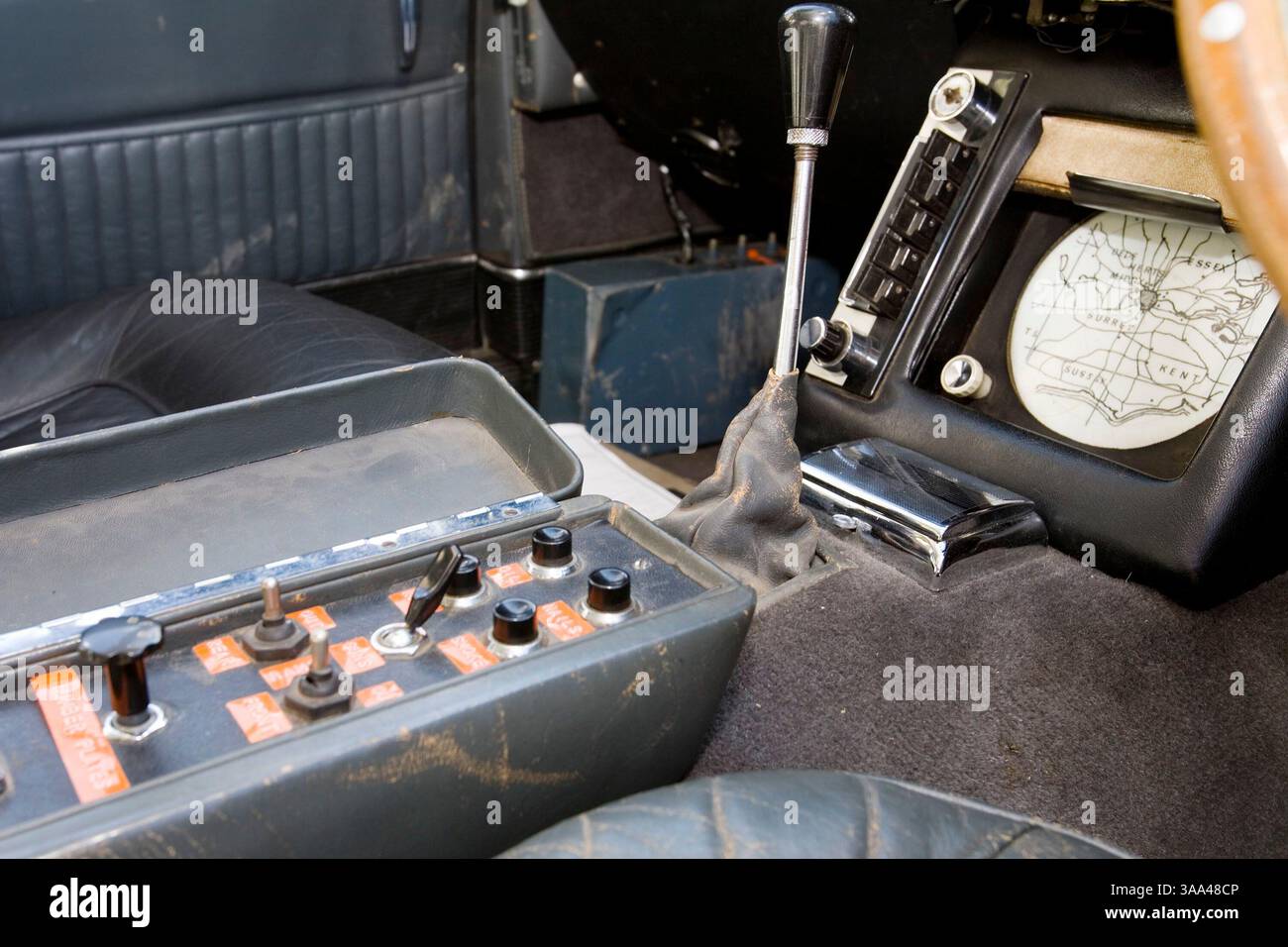 Tyre slashers hi-res stock photography and images - Alamy