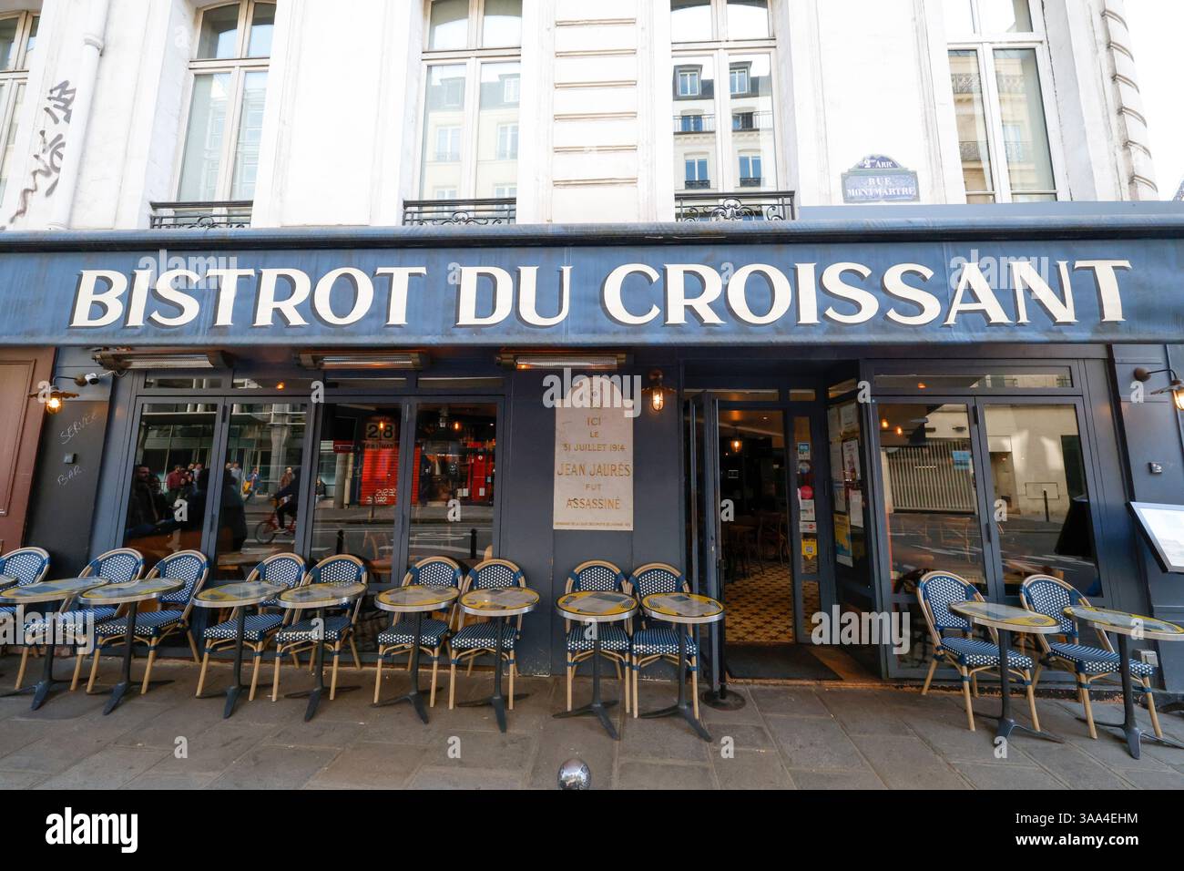 CAFE DU CROISSANT PARIS Stock Photo - Alamy