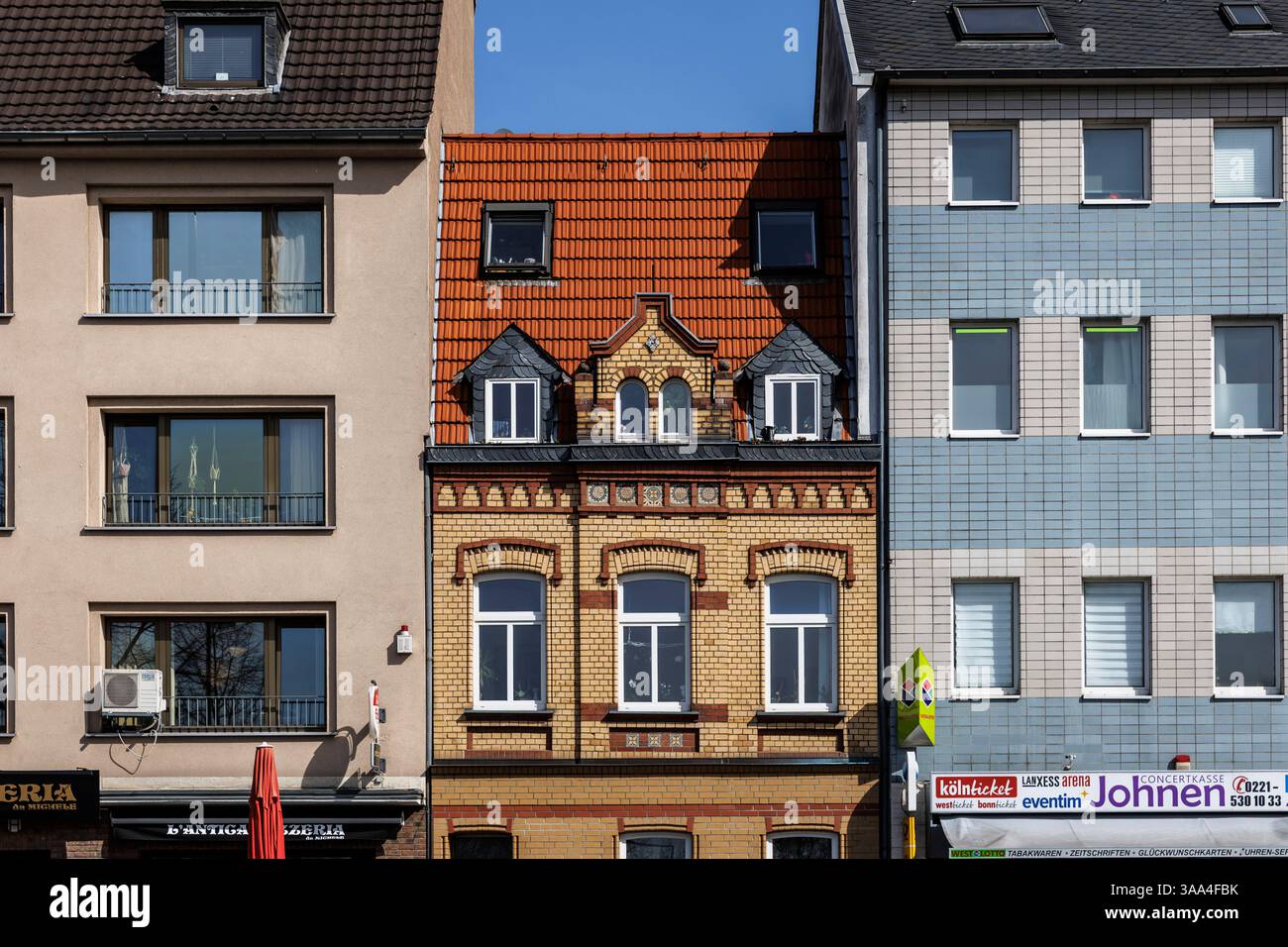 an old three-window house on Venloer street in the Bickendorf district ...