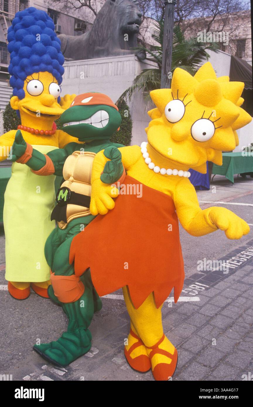 Jul 20, 1993 - Los Angeles, CA, USA - THE SIMPSONS' 'Marge' and 'Lisa ...