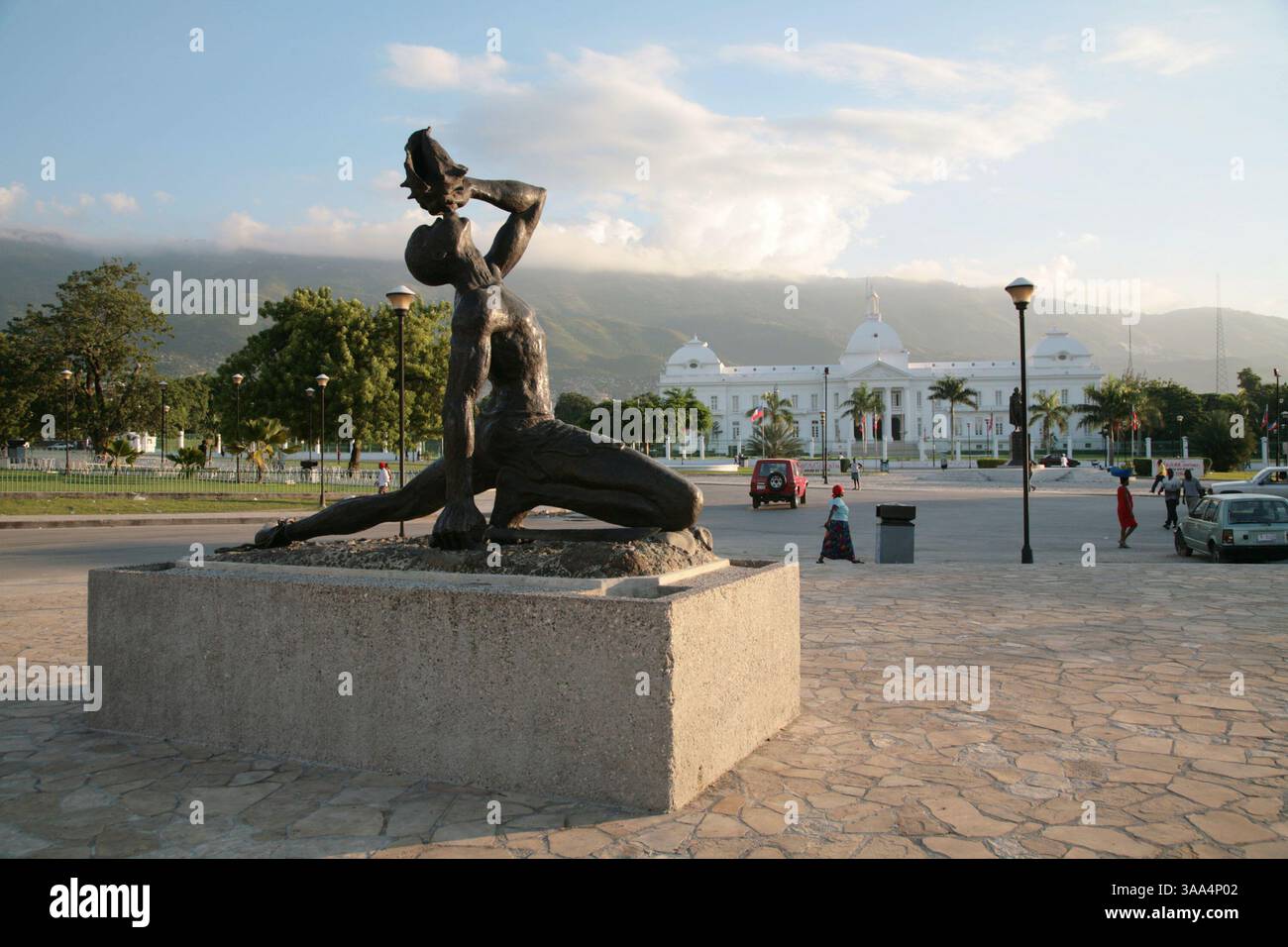 Jan 28, 2007 - Port-au-Prince, HAITI - The Statue of the Unknown Slave ...