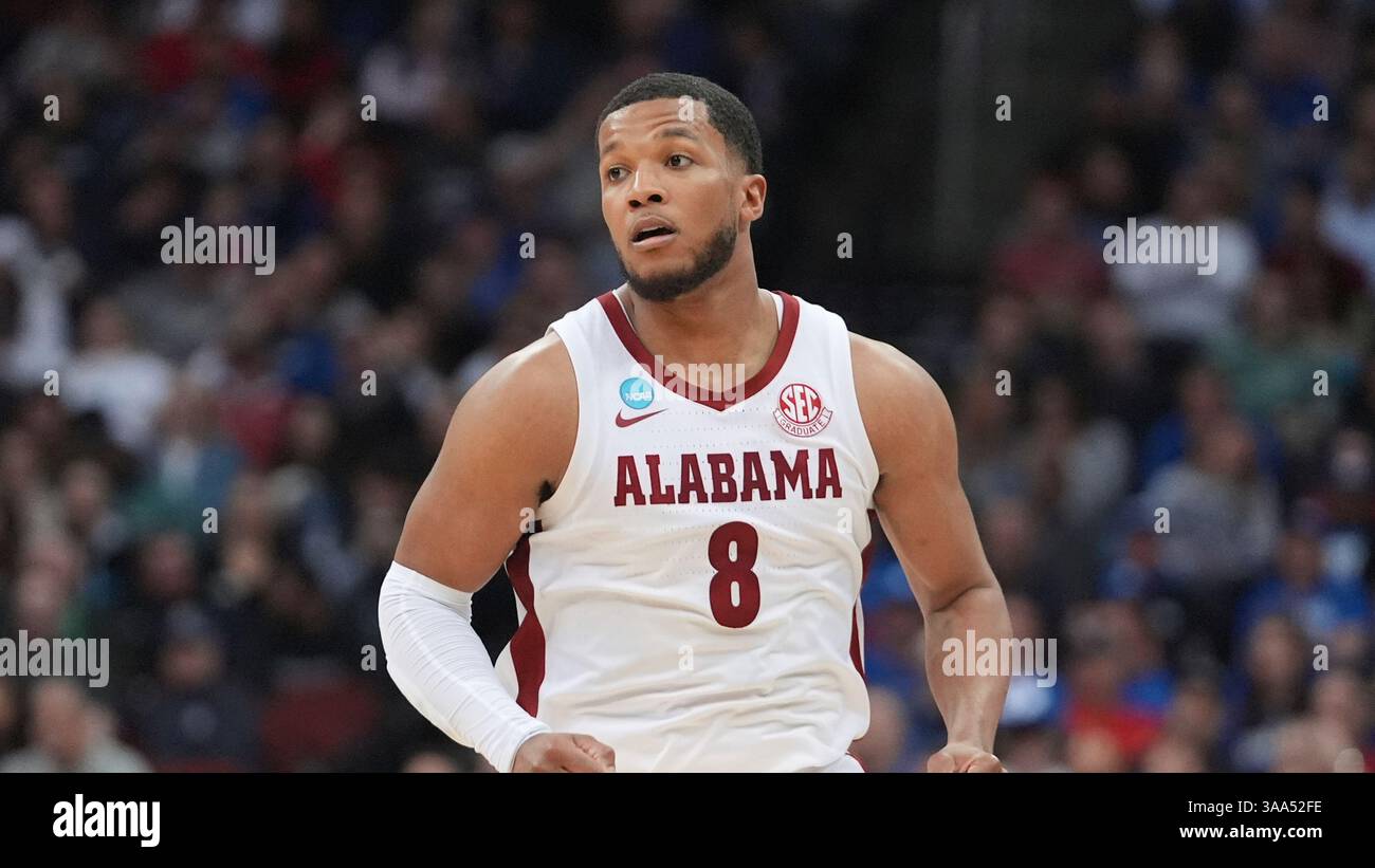 Alabama guard Chris Youngblood (8) during a Sweet 16 round NCAA college ...