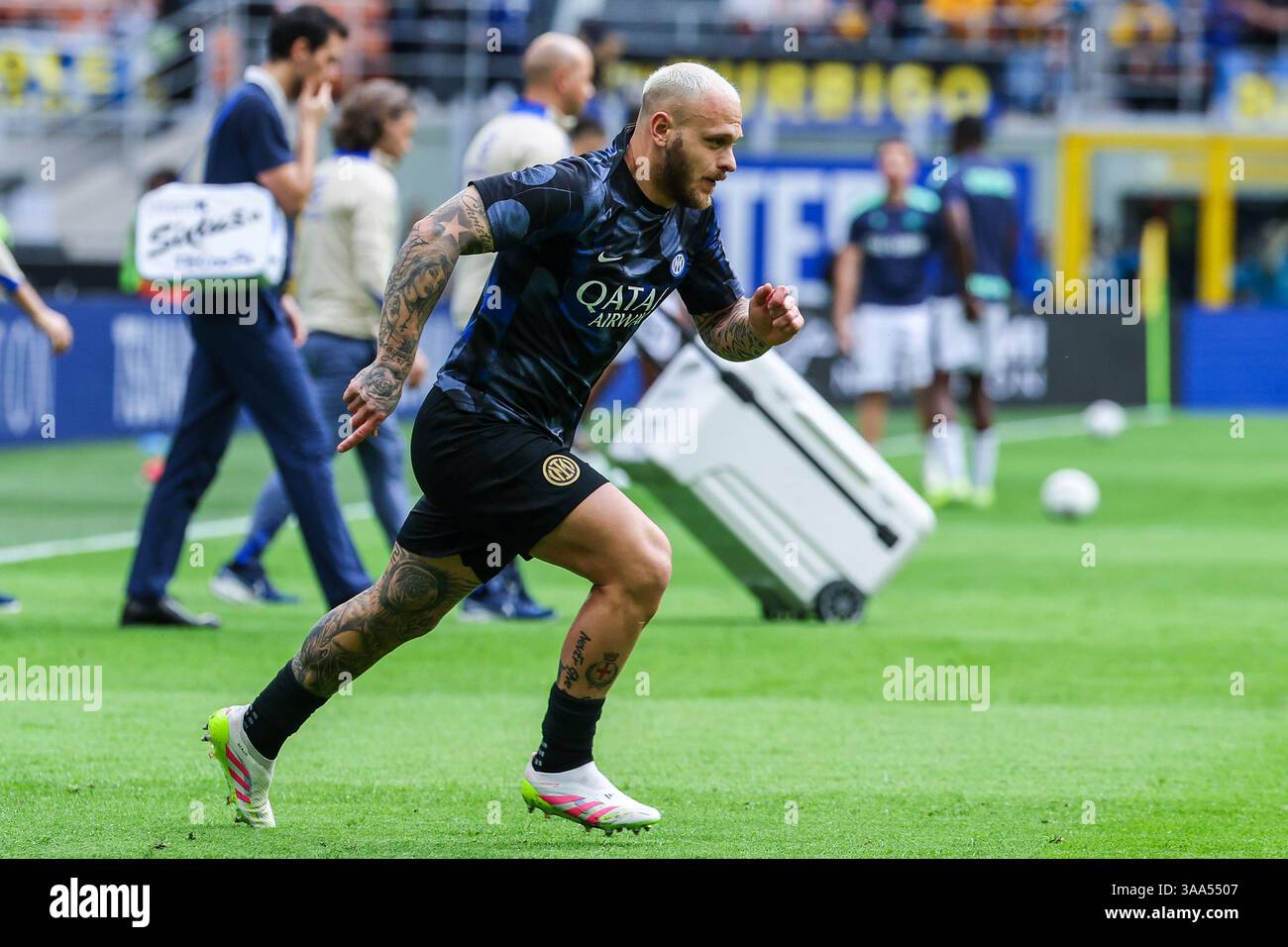 Milan, Italy. 31st Mar, 2025. Federico Dimarco of FC Internazionale warms up during Serie A 2024 ...