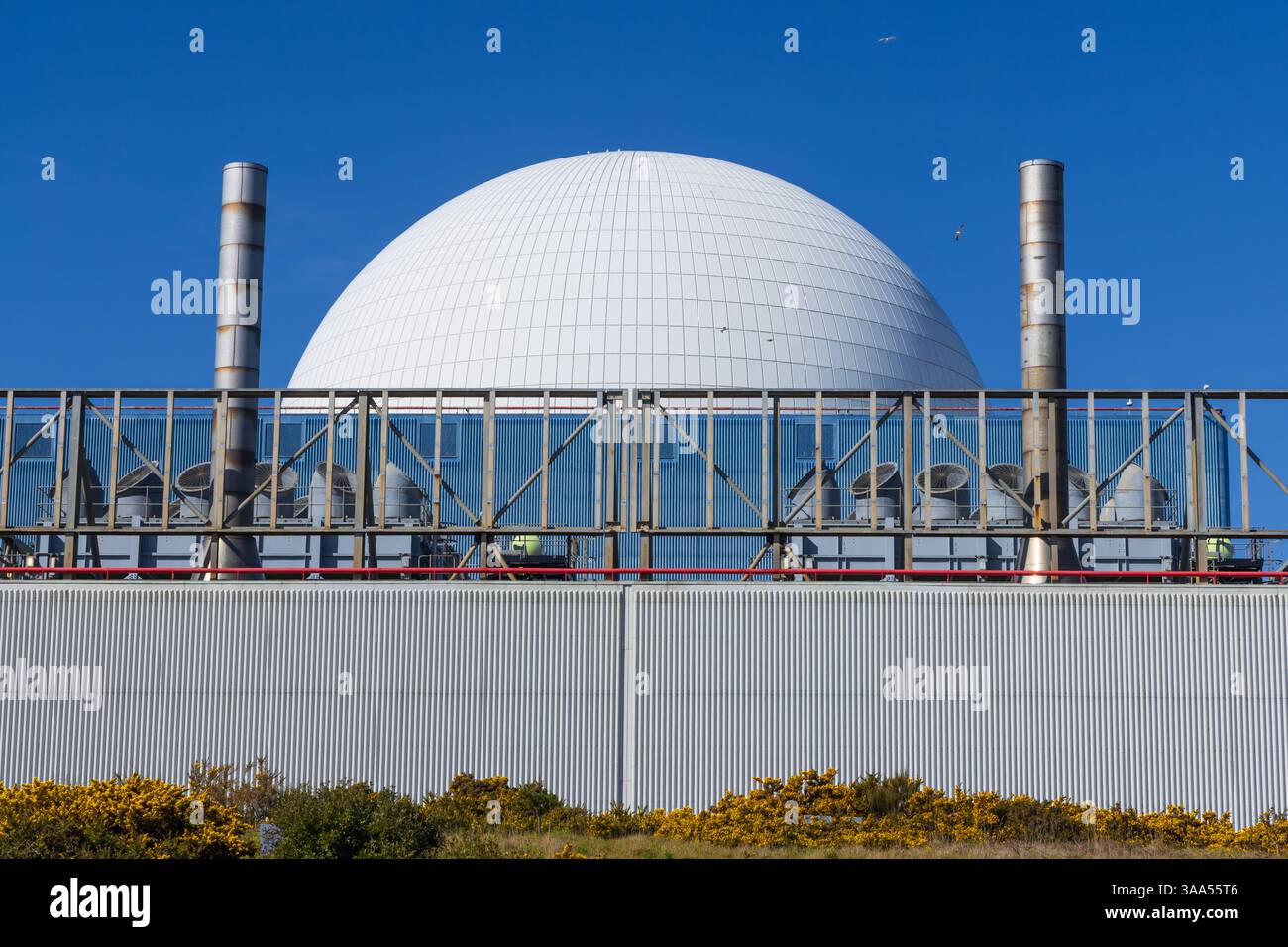 Sizewell B nuclear power station located next to the forthcoming ...