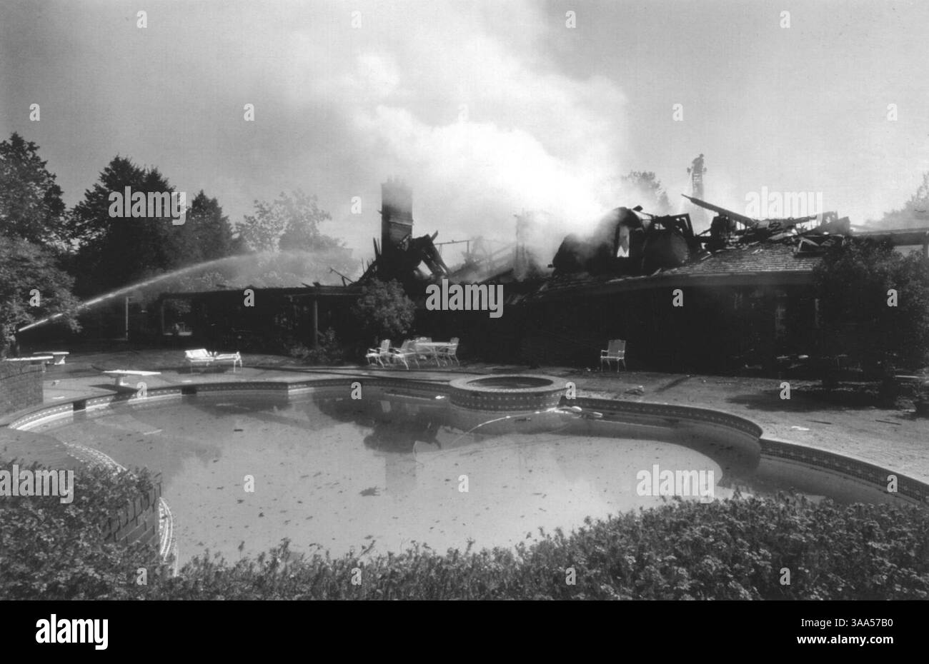 Multimillion dollar home hi-res stock photography and images - Alamy