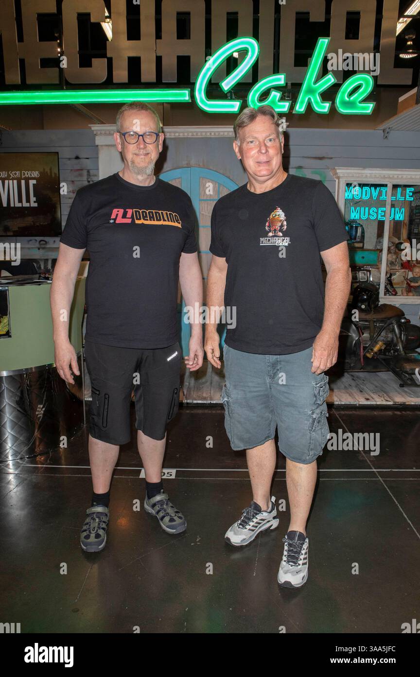 Dave Elliott und Tom Sanders auf der WonderCon 2025 im Anaheim ...