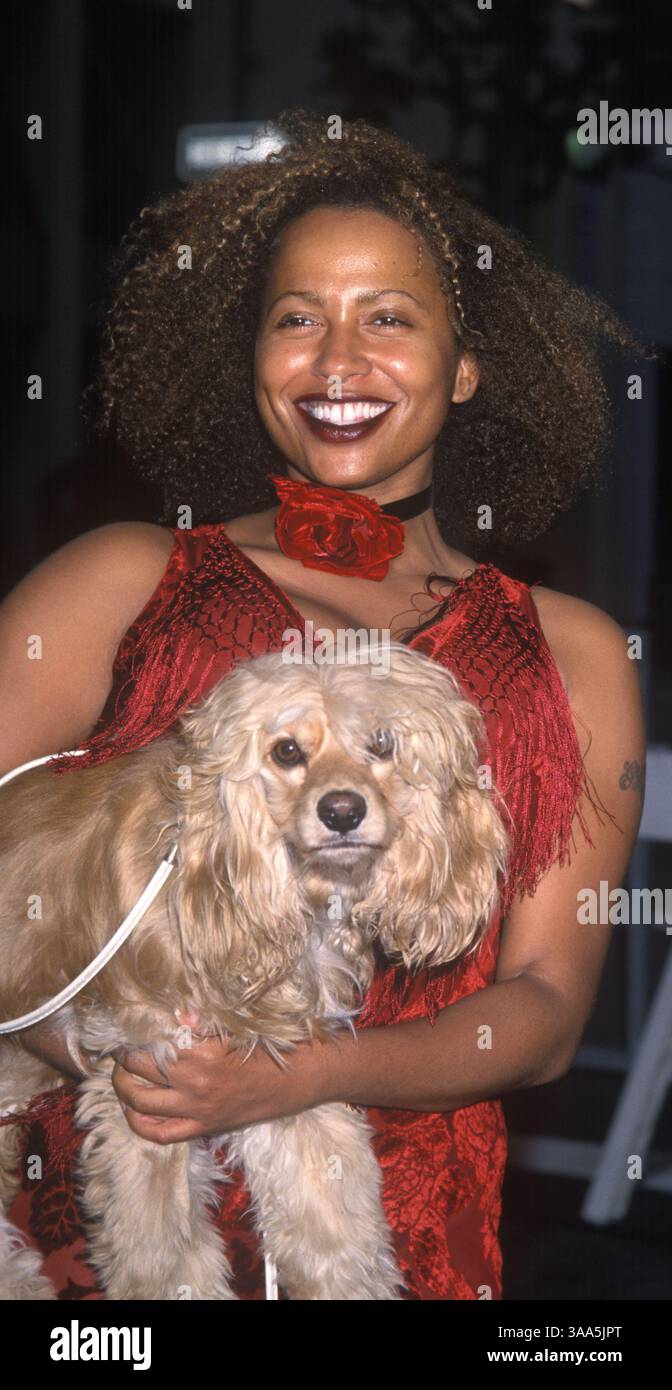 Oct 15, 2000 - Beverly Hills, CA, USA - LISA NICOLE CARSON at the 2nd ...