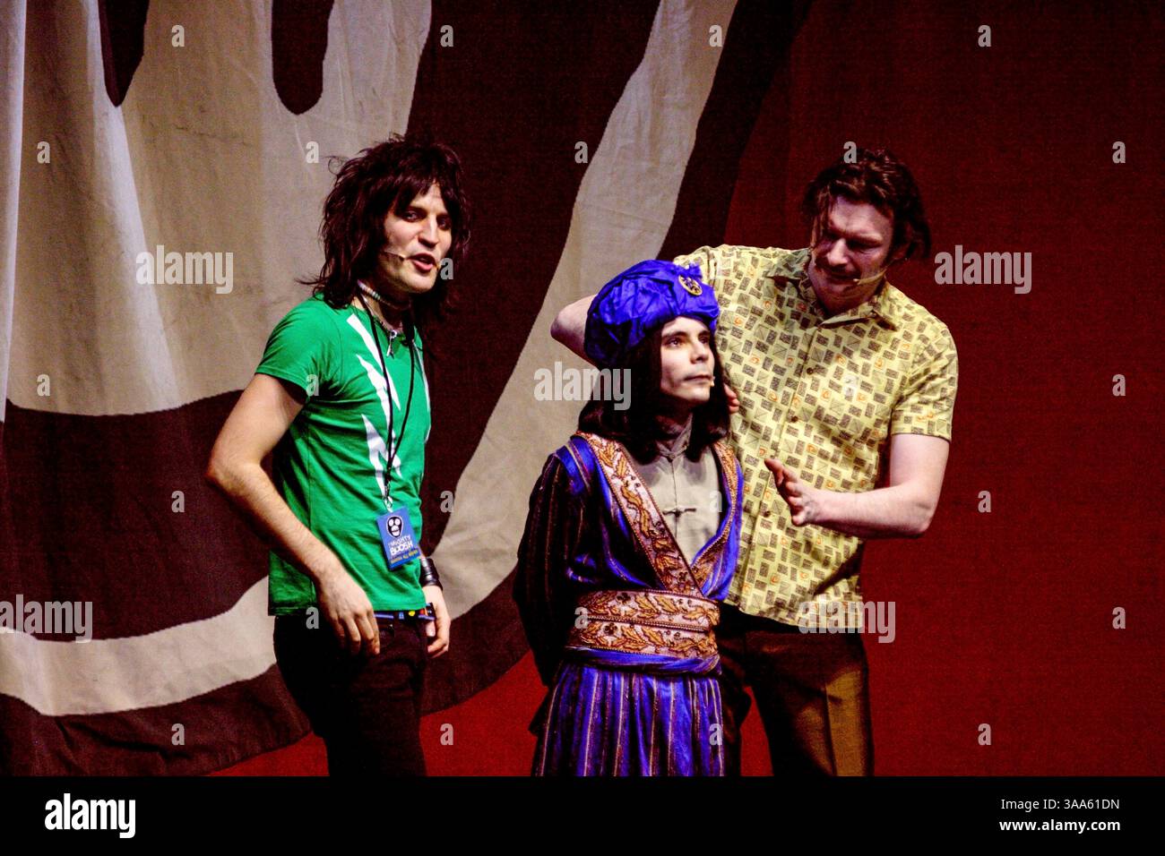 The mighty boosh 2006 hi-res stock photography and images - Alamy