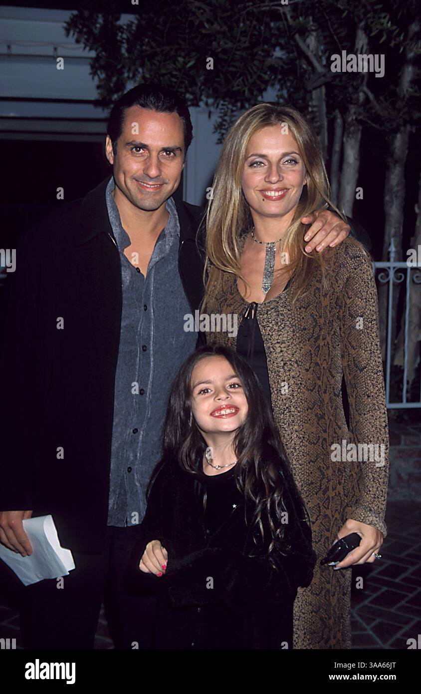Oct 10, 2000; Tarzana, CA, USA; Actor MAURICE BENARD with wife PAULA ...