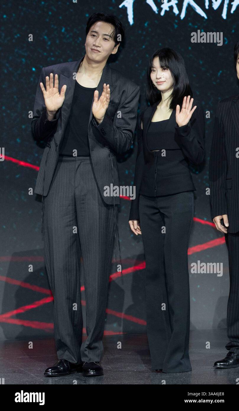 Seoul, South Korea. 31st Mar, 2025. (L to R) South Korean actors Lee ...