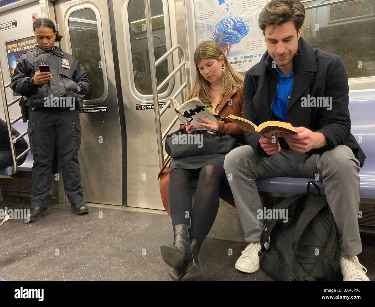 Police car new york 2025 hi-res stock photography and images - Alamy