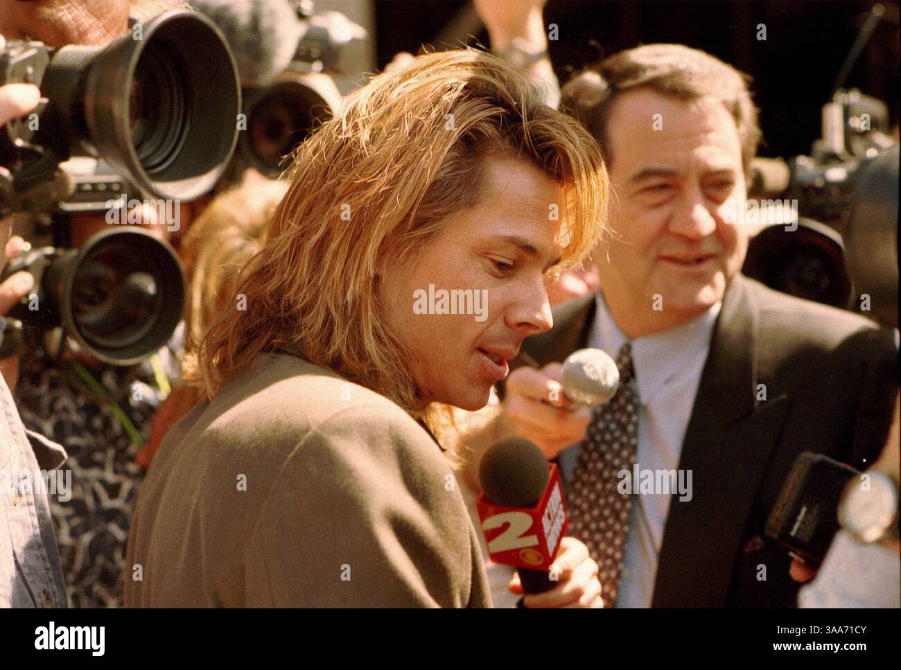 Nov 16, 2006; Los Angeles, CA, USA; FOX TV it plans to interview the 59 ...