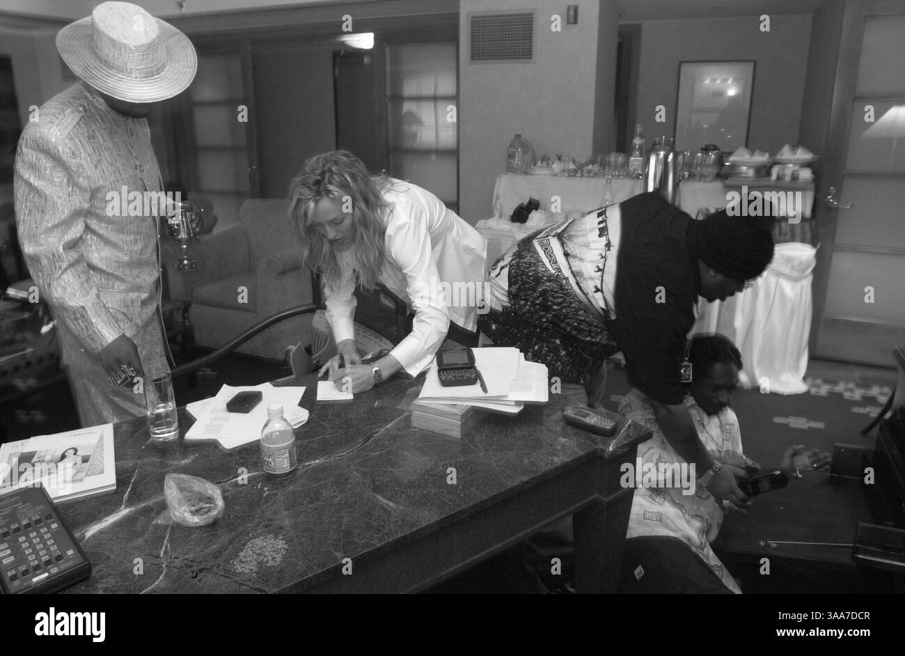 Nov 13, 2001 - Beverly Hills, CA, USA - SNOOP DOGG at a hotel in ...