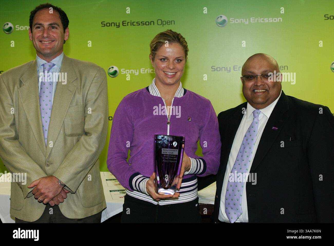 Karen krantzcke sportsmanship award hi-res stock photography and images ...