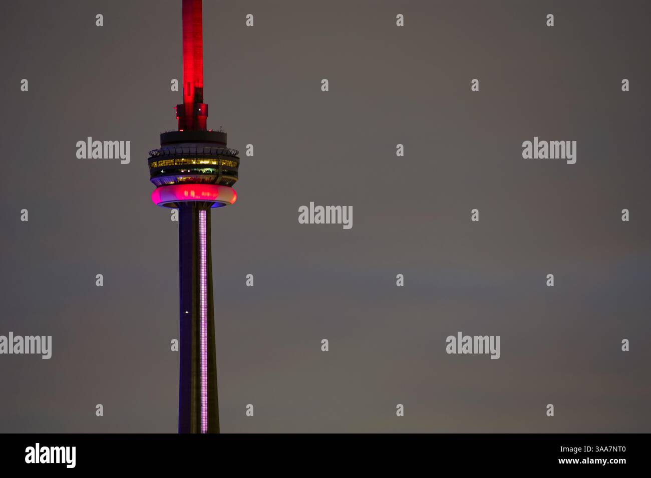 Architectural detail of the CN Tower observation deck in Toronto ...
