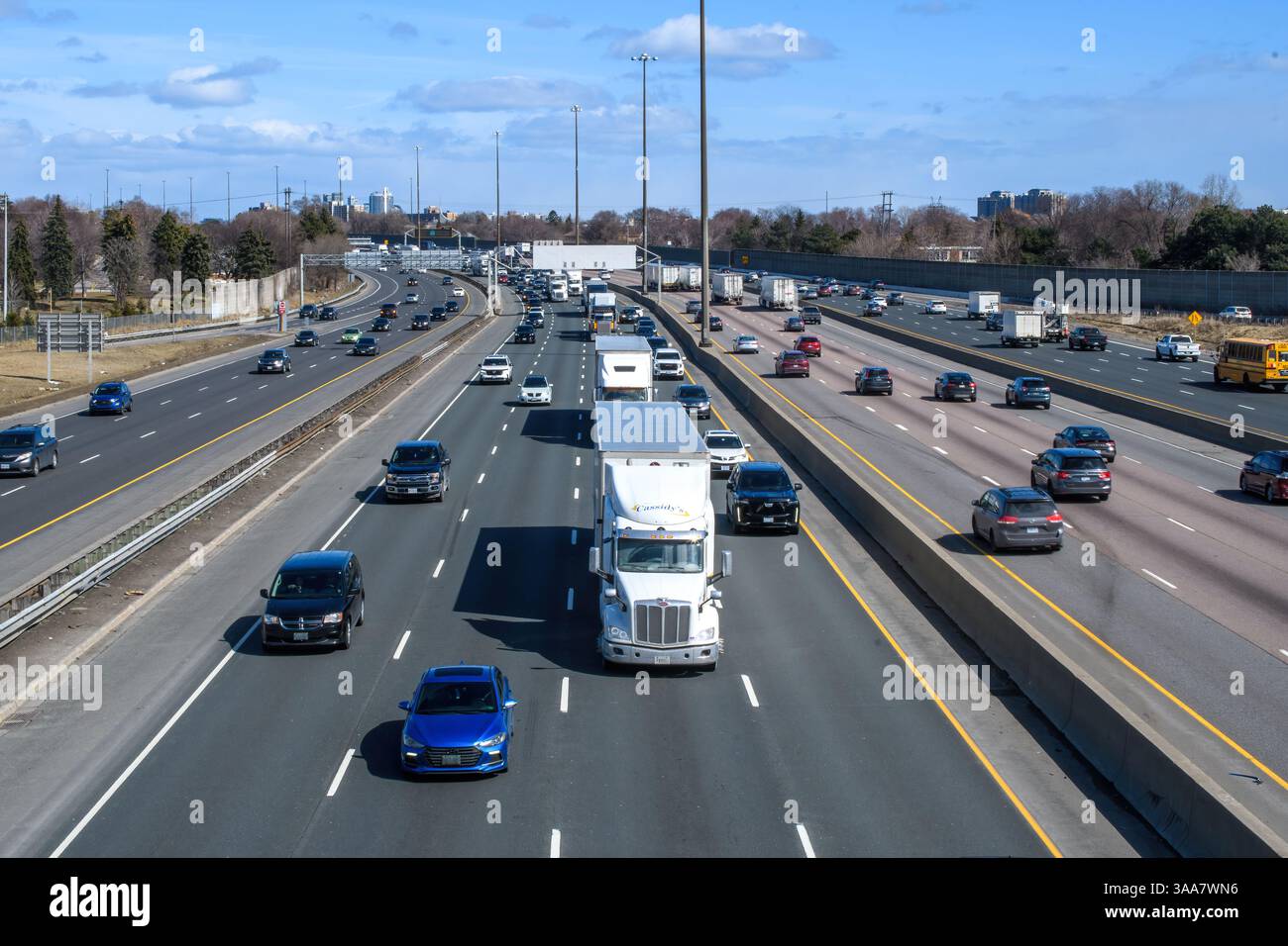 Toronto freeway hi-res stock photography and images - Alamy