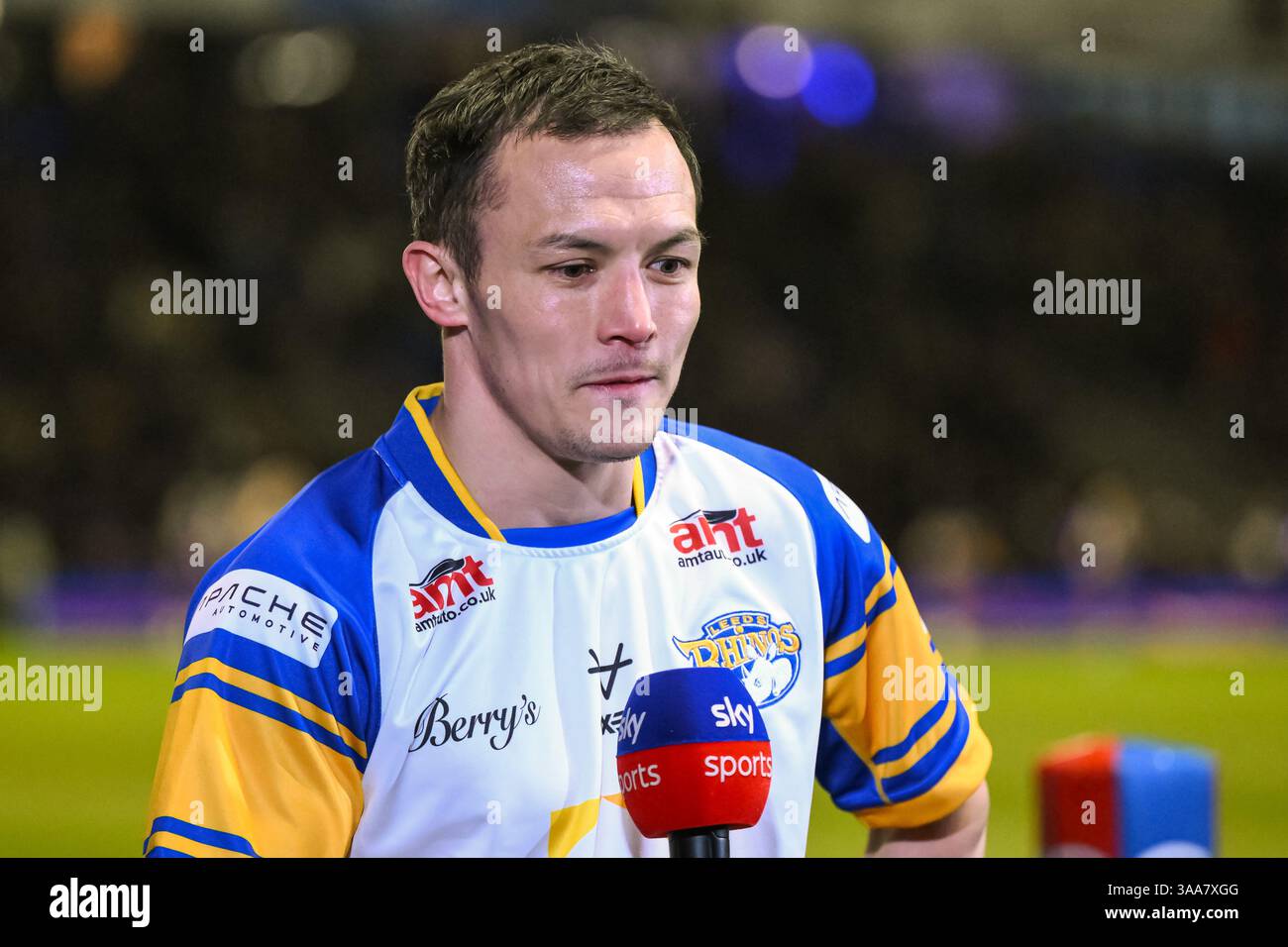 WARRINGTON, ENGLAND - 28 MARCH 2025: professional boxer a Leeds Rhino ...