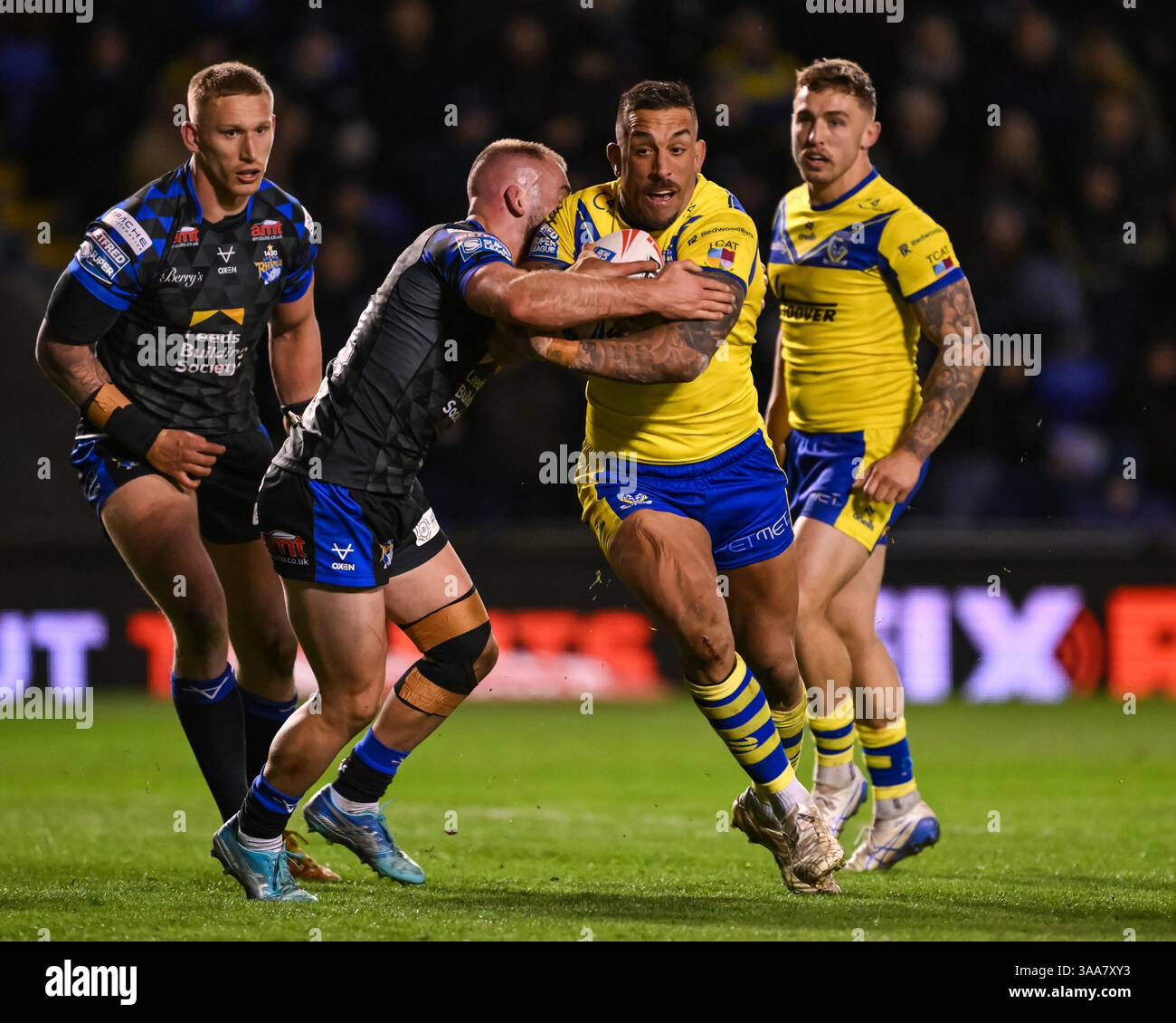 Set restart rugby league hi-res stock photography and images - Alamy