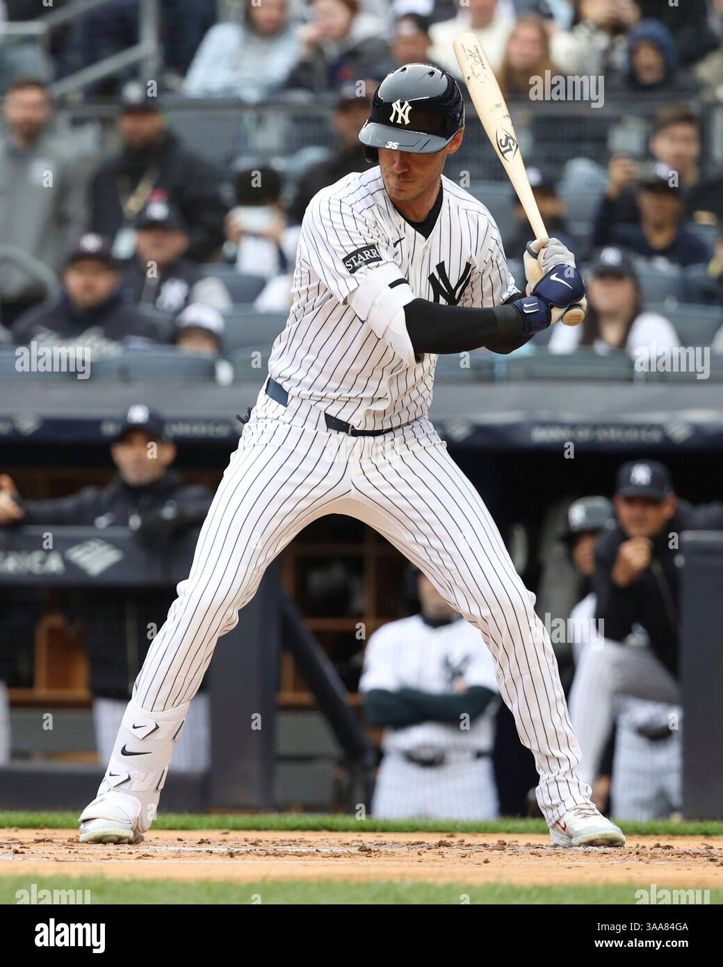 New York Yankees' Cody Bellinger prepares to bat during the first ...
