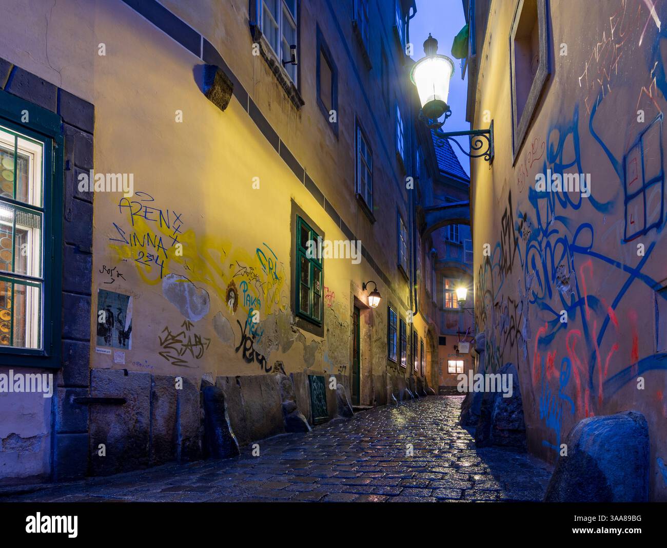 Vienna: alley Griechengasse in Old Town at rainy day in 01. Old Town ...