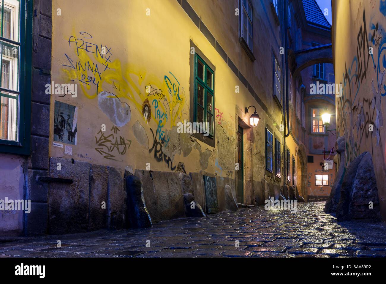 Vienna: alley Griechengasse in Old Town at rainy day in 01. Old Town ...