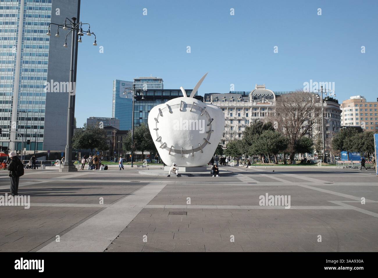 Milan, Italy. January 02, 2025. The Big Apple of Milan – by ...