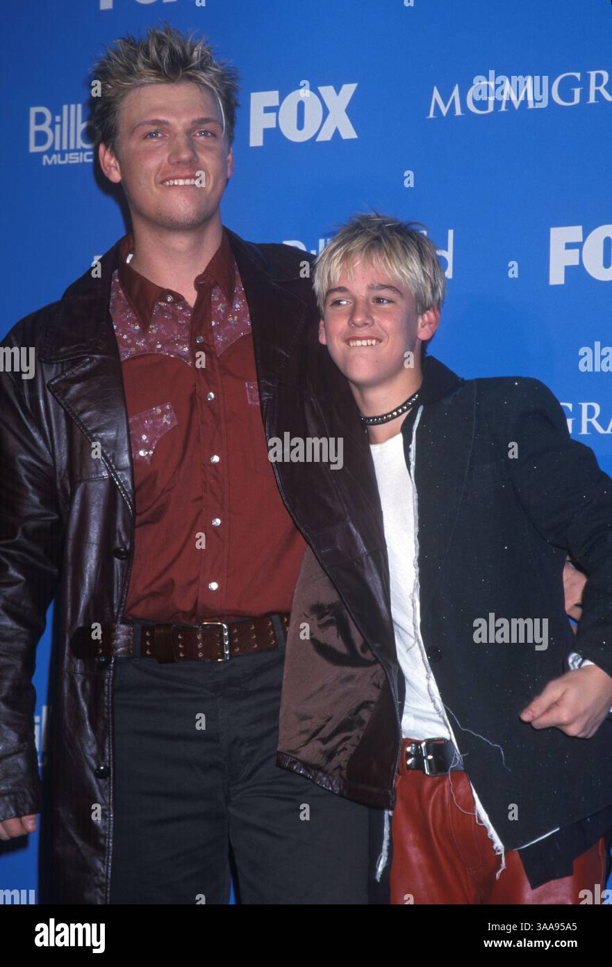 Dec 05, 2000 - Los Angeles, CA, USA - AARON CARTER at the Billboard ...