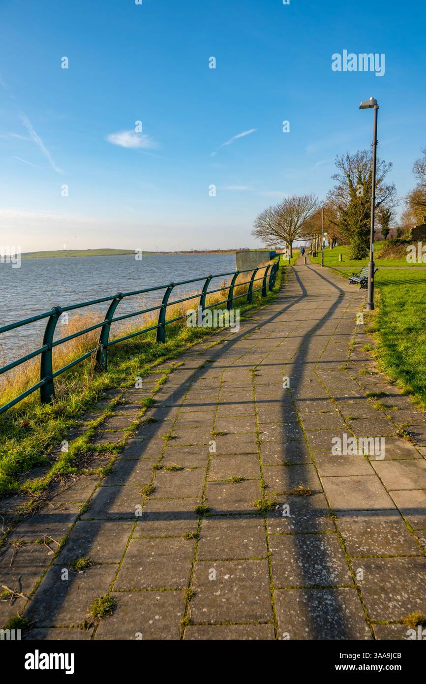 Thames side walkway and housing at Purfleet Essex Stock Photo - Alamy