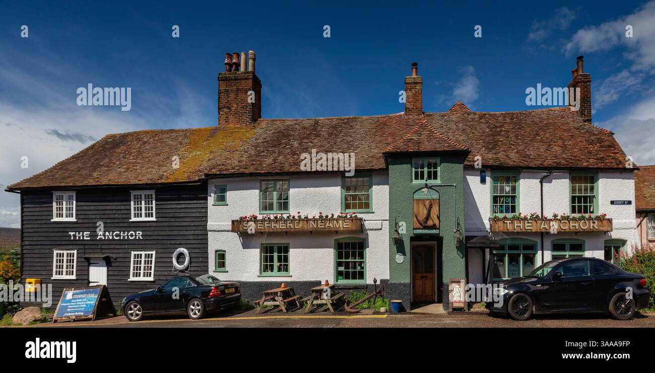 Pub faversham hi-res stock photography and images - Alamy
