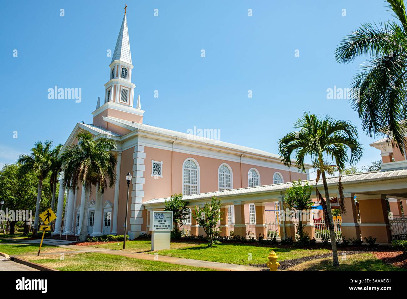Florida church 16th century hi-res stock photography and images - Alamy