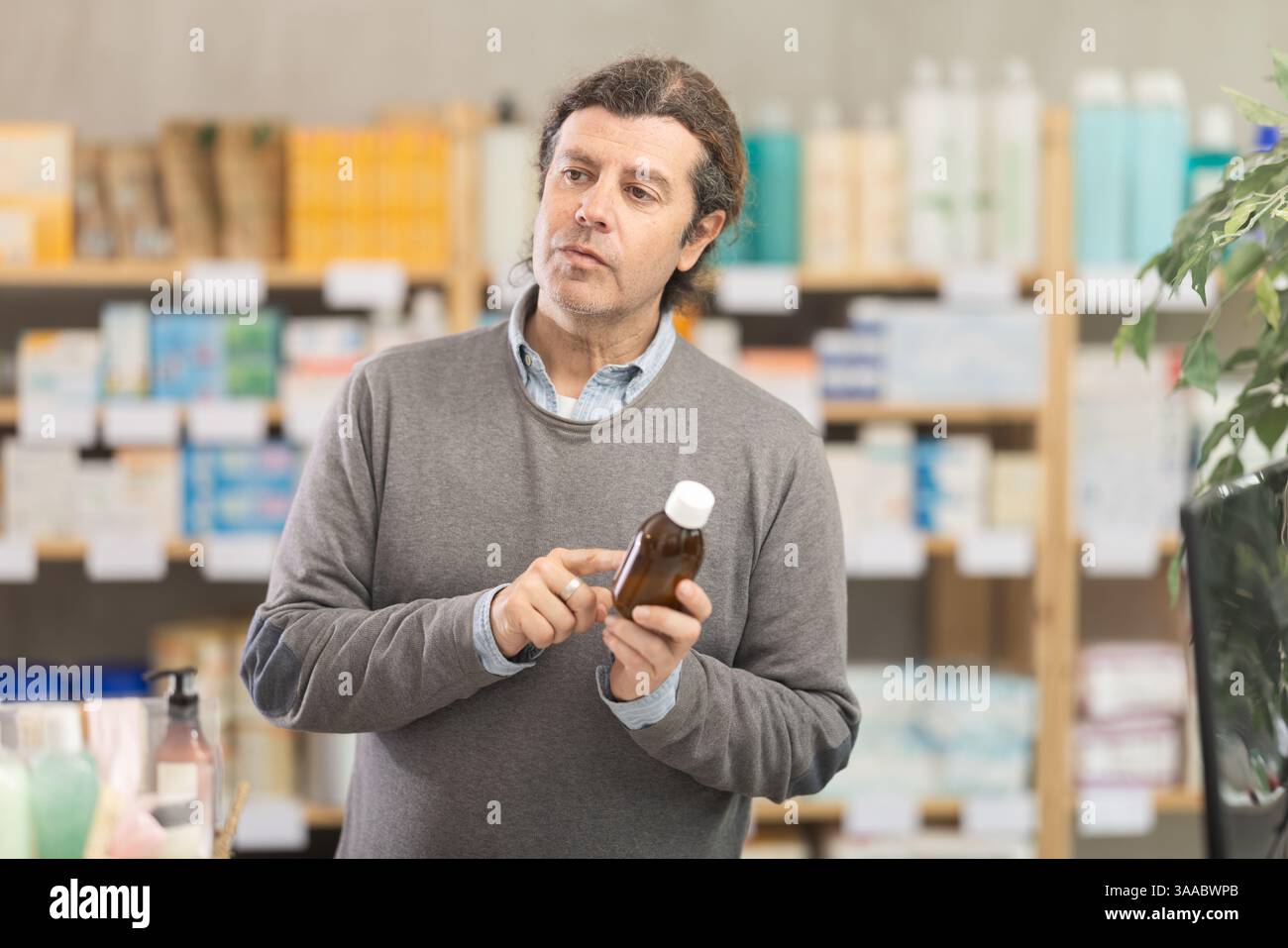 Antitussive syrup hi-res stock photography and images - Alamy