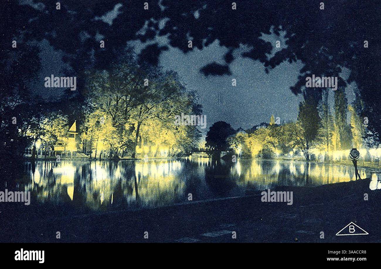 Illuminations effet d'éclairage sur le lac Daumesnil, Exposition ...