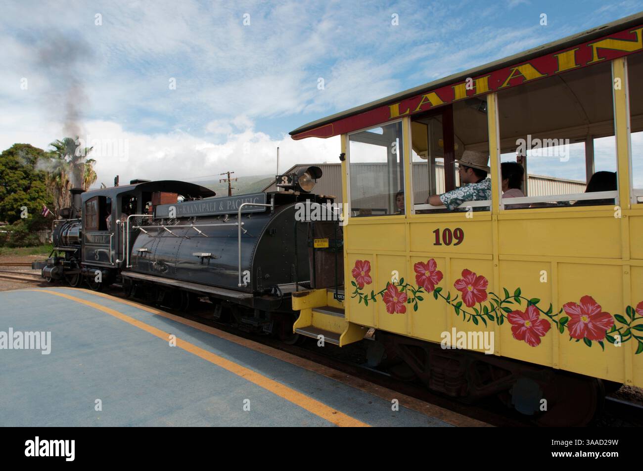 Lahaina sugar cane train maui hi-res stock photography and images - Alamy
