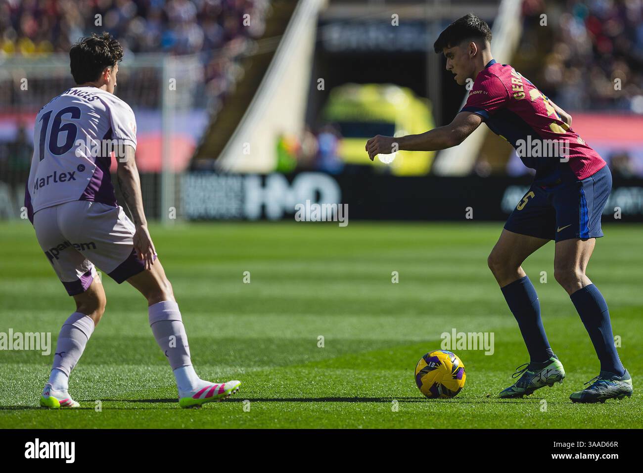 Barcelona, Germany. 30th Mar, 2025. Fussball La Liga 29. Spieltag FC ...