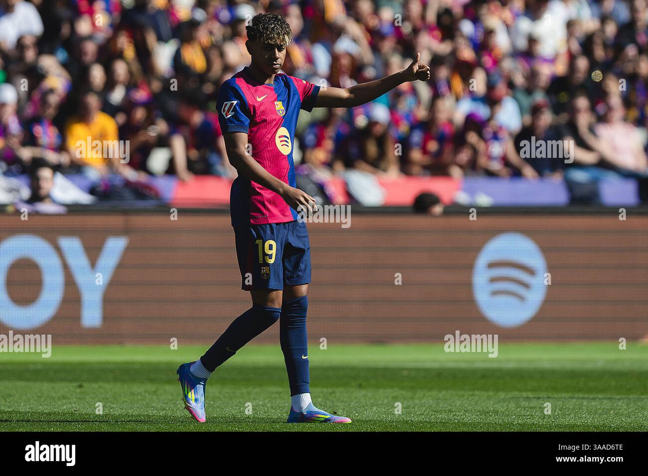 Barcelona, Germany. 30th Mar, 2025. Fussball La Liga 29. Spieltag FC ...