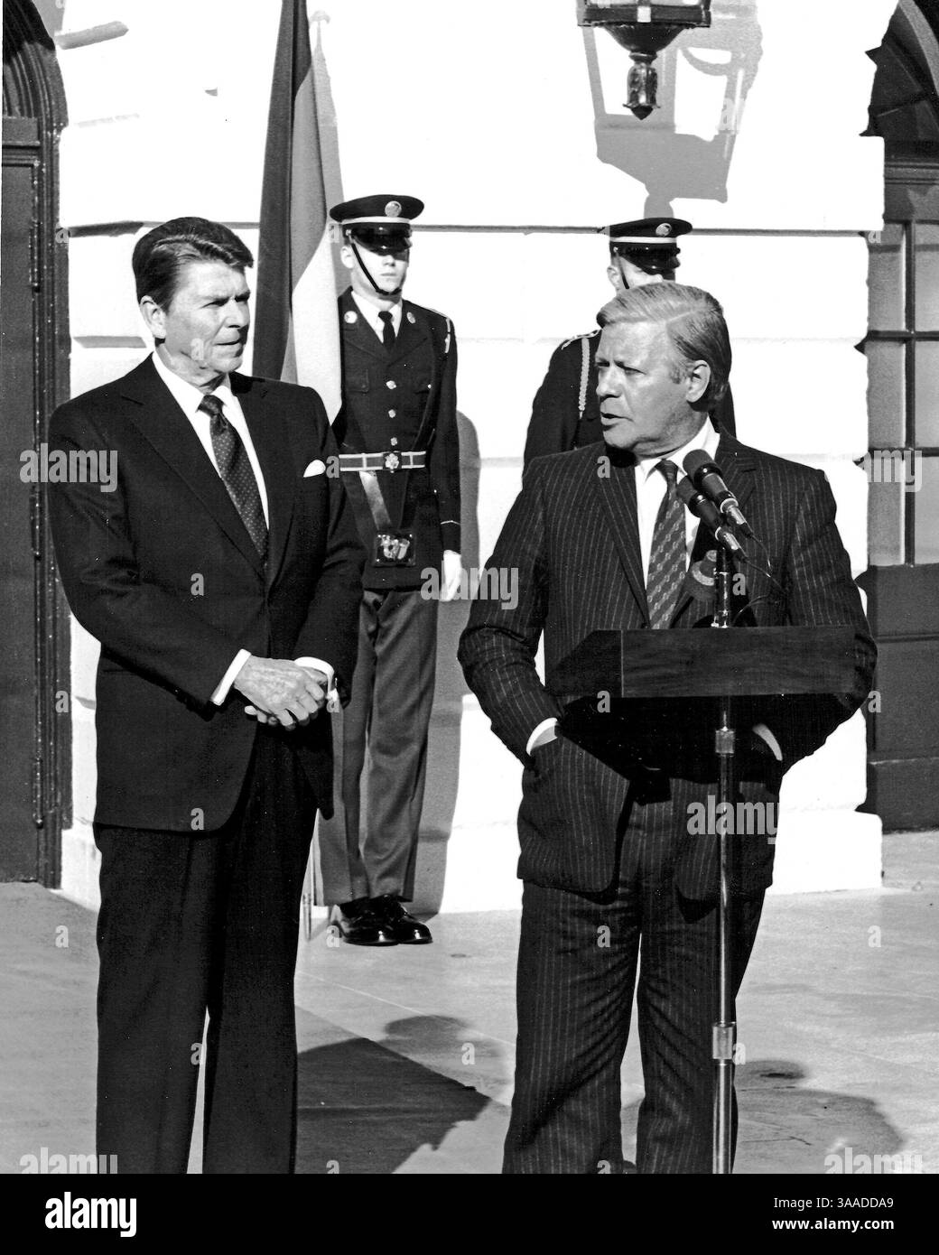 5 10 age Black and White Stock Photos & Images - Alamy