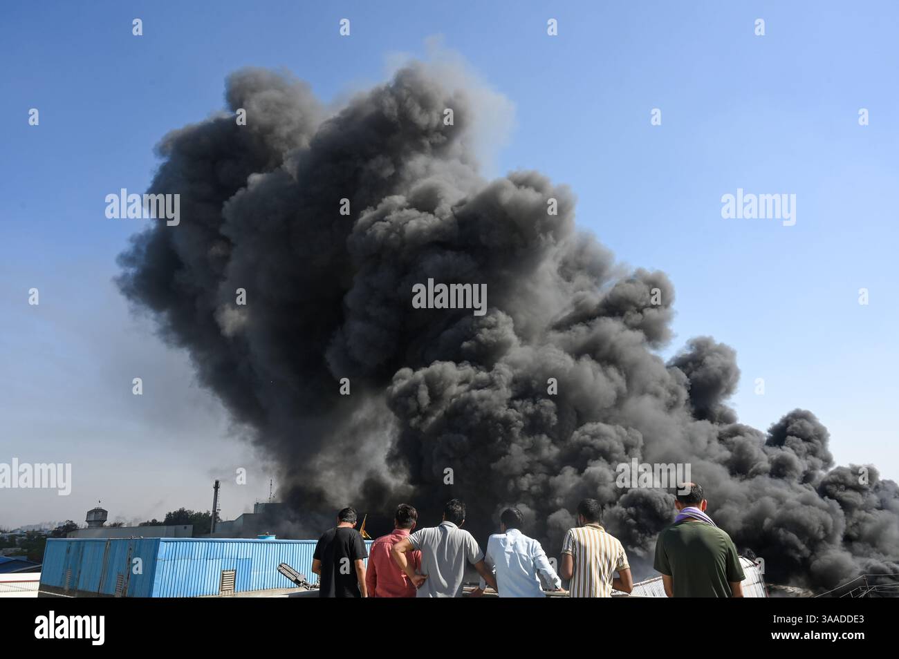 Greater Noida, India. 31st Mar, 2025. GREATER NOIDA, INDIA - MARCH 31: A massive fire broke out ...