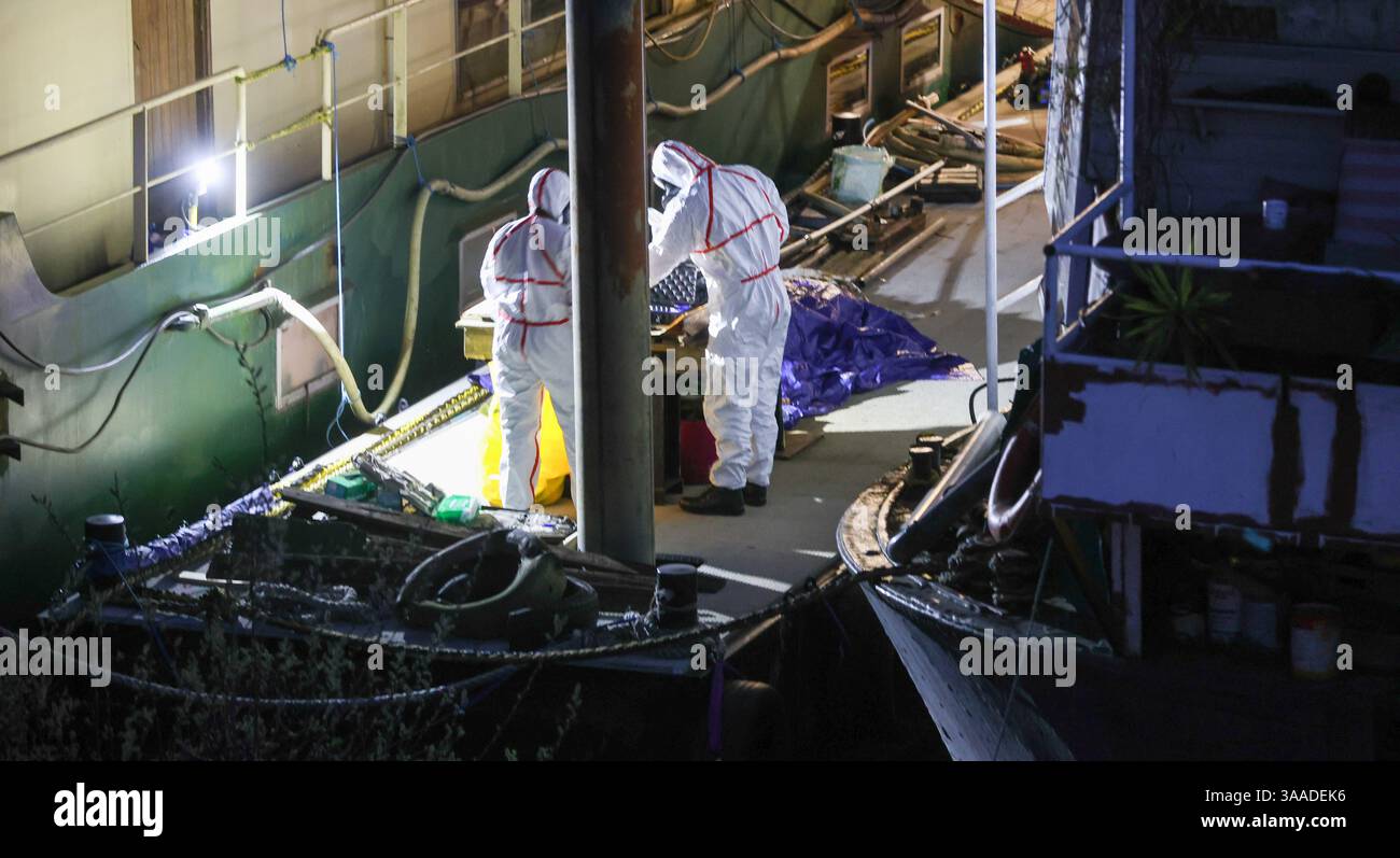 London, UK. 31st Mar, 2025. Chemical Alert Sparks Major Emergency ...