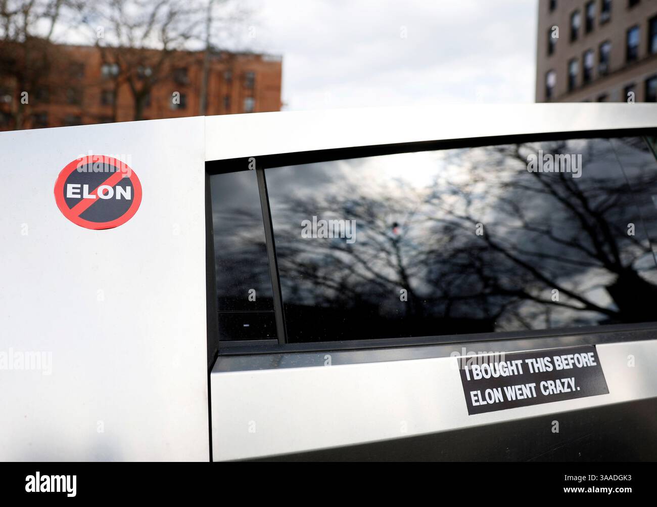 New York, United States. 31st Mar, 2025. More than one "I Bought This ...