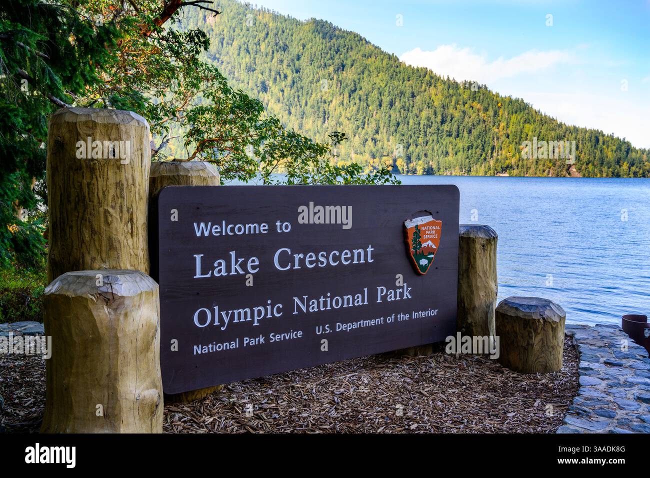 Olympic National Park Entrance sign to Lake Crescent area in Washington ...