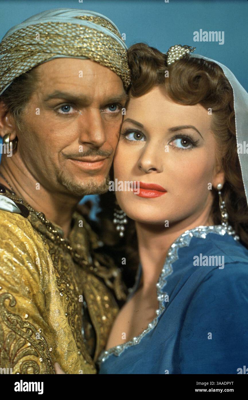 MAUREEN O'HARA (born Maureen FitzSimons; 17 August 1920 - 24 October ...