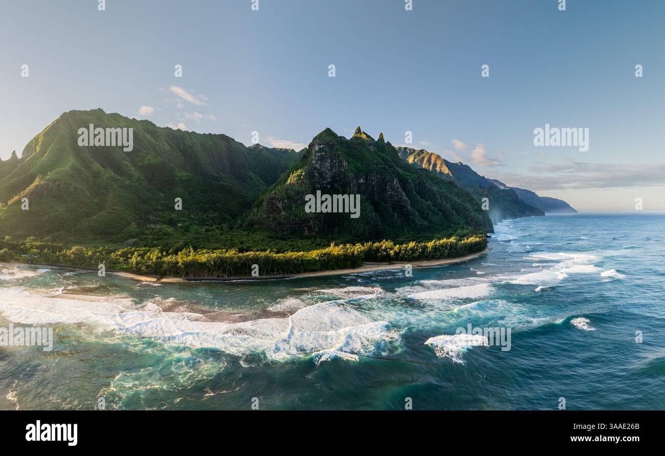 Aerial view of Maniniholo Bay and Ke'e beach towards the Na Pali ...