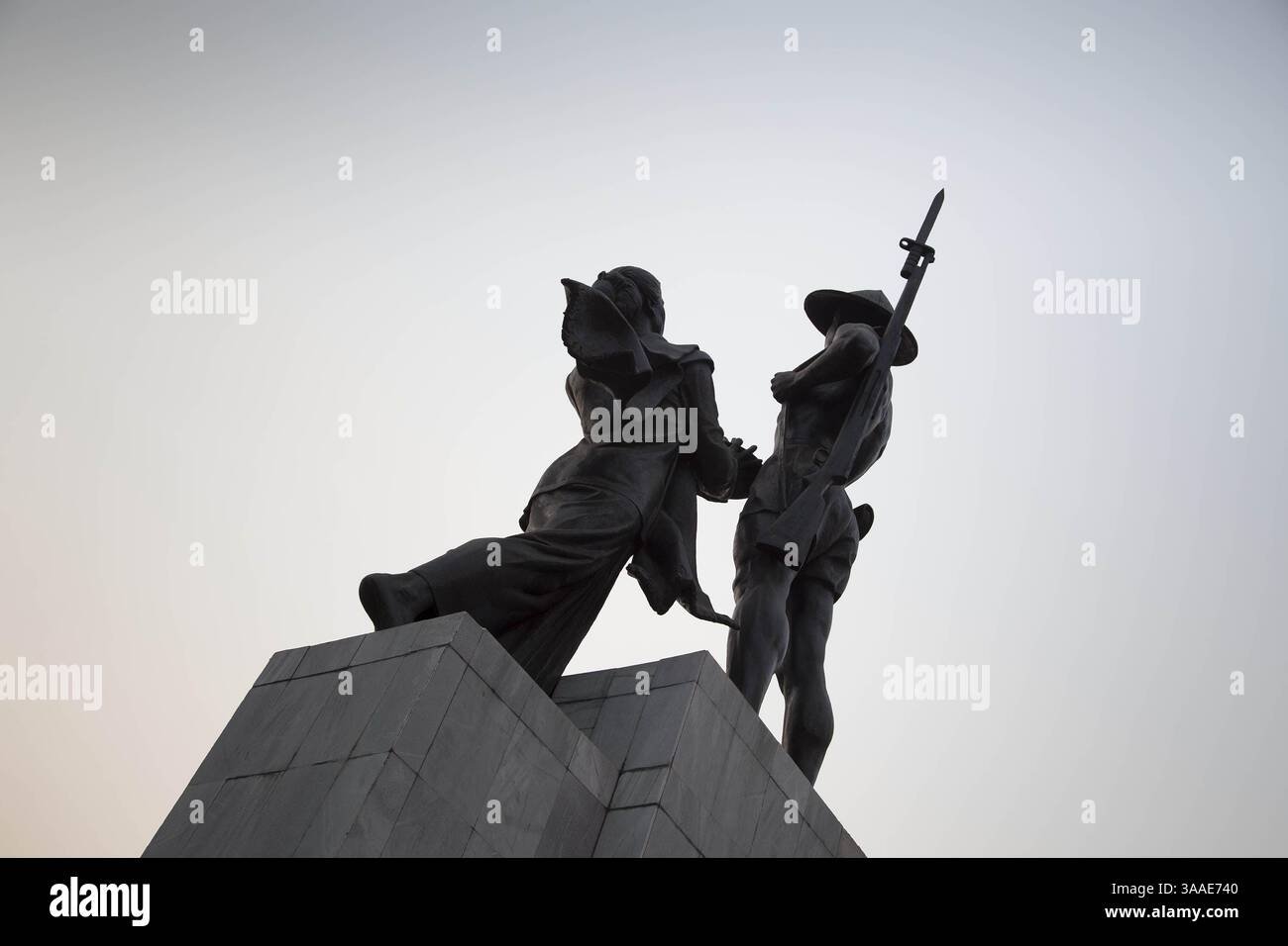 Patung pahlawan hi-res stock photography and images - Alamy