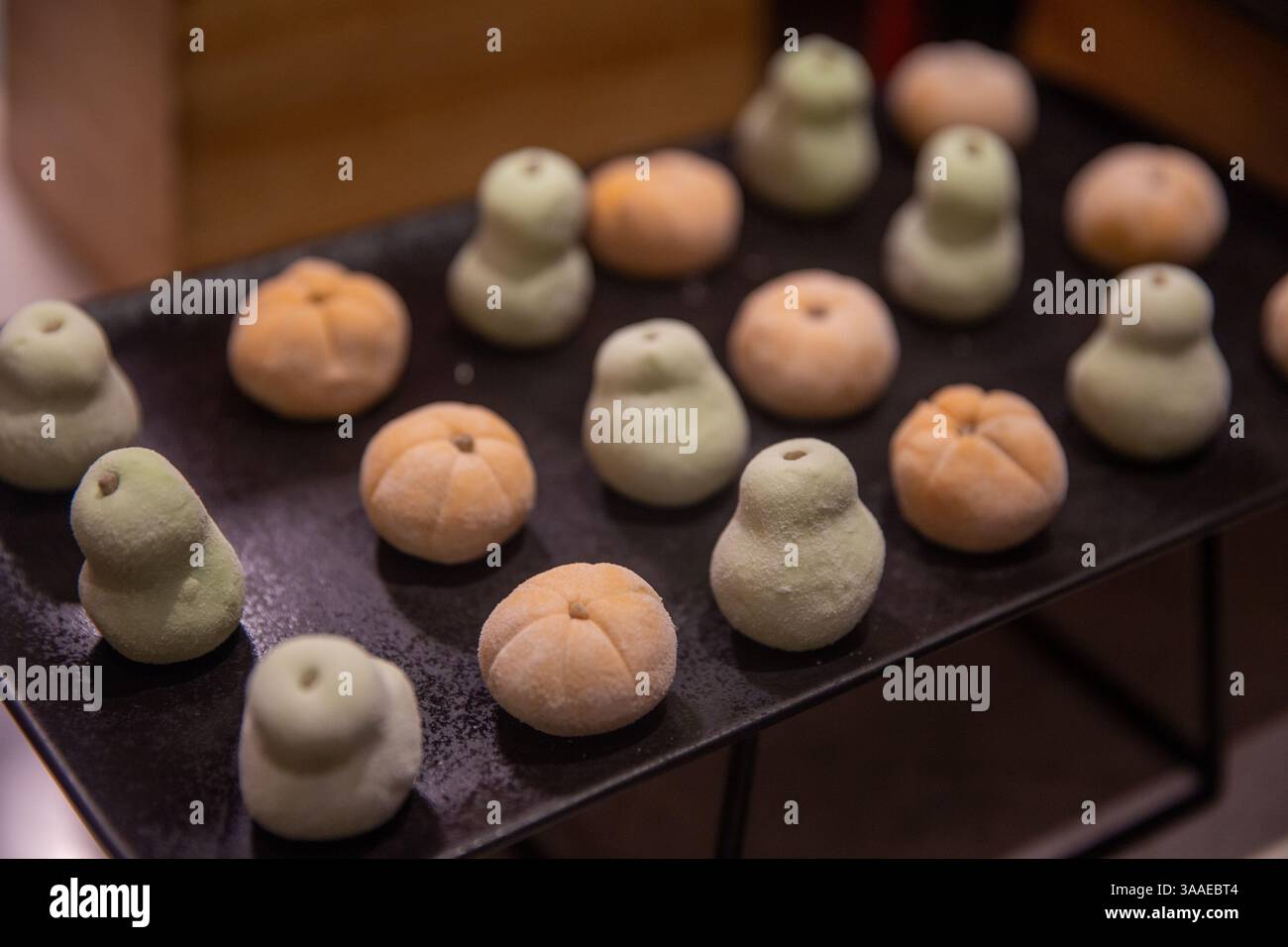 Mochi flavors hi-res stock photography and images - Alamy
