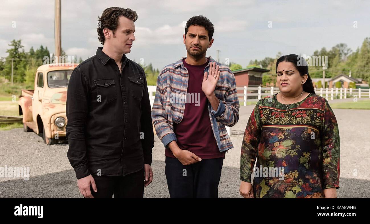 A NICE INDIAN BOY, from left: Jonathan Groff, Karan Soni, Zarna Garg ...