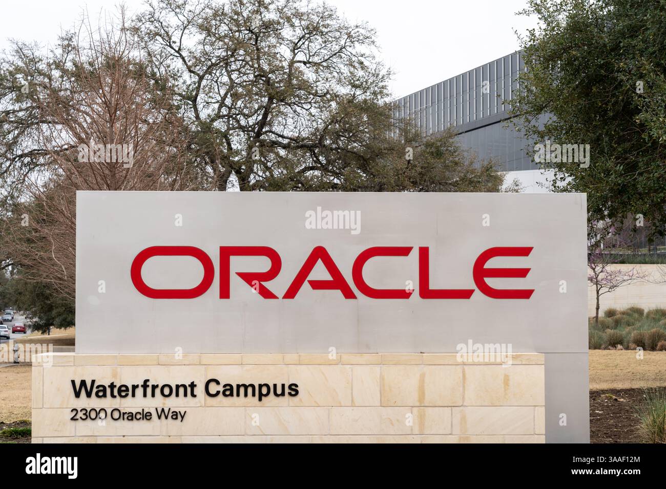 Austin, Texas, USA - March 17, 2022: Oracle sign at its headquarters in ...