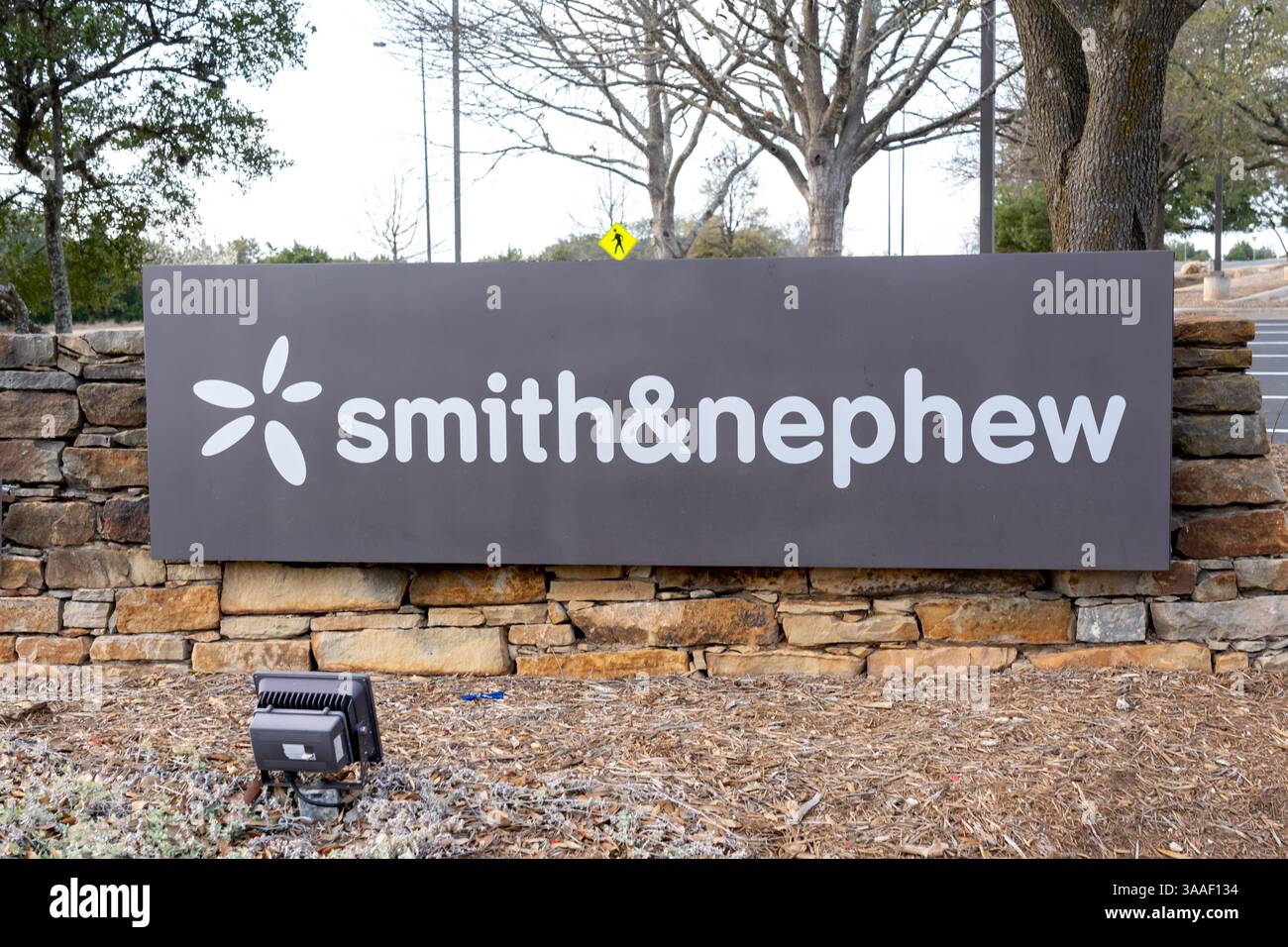Smith and nephew healthcare hi-res stock photography and images - Alamy