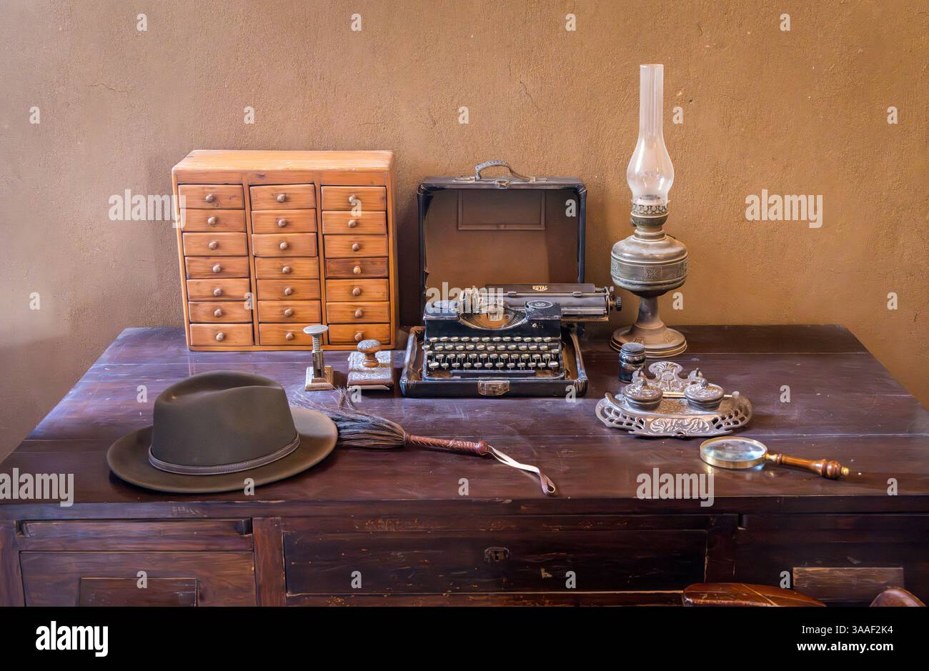 Antique desk and belongings of Howard Carter who discovered the tomb of ...